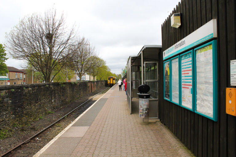 Arriva Trains Wales: Local Cardiff Services (Cardiff Bay to Cathays ...