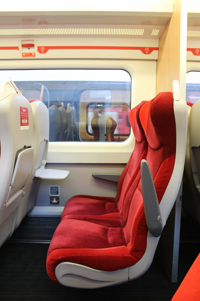 Virgin Trains East Coast: Onboard the Intercity 125 from Leeds to King ...