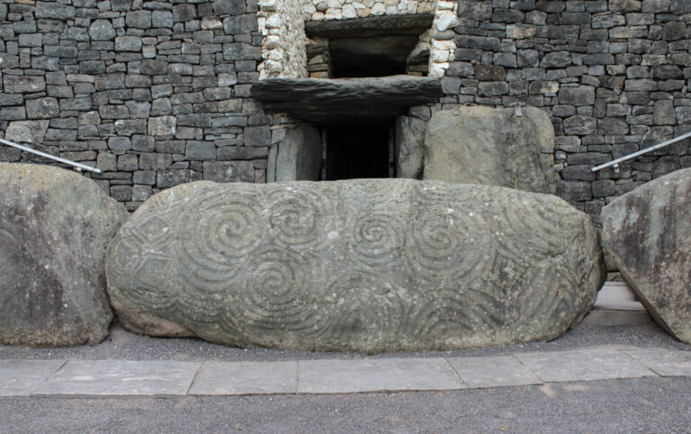 Newgrange Day Trip (Part 4): Visiting Newgrange - Urbanist Wanderer